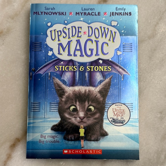 Scholastic | Other | Scholastic Upsidedown Magic Book With Blue And ...